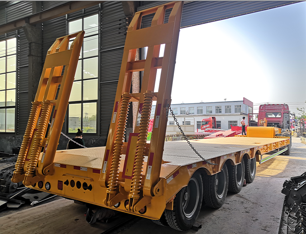 Lowbed Trailer RORO is Ready for Shipment - Topper