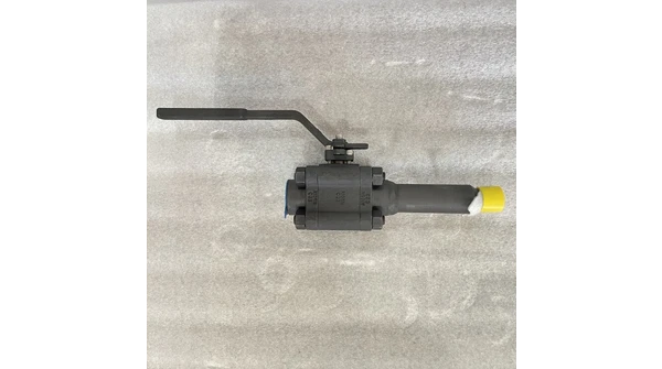 API 608 3-pieces Ball Valve, ASTM A105N, 1/2 IN, 800 LB, SW x BW | Vervo