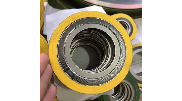 Low Stress Spiral Wound Gasket, DN50, SS304 Hoop, Graphite Filler | Topper
