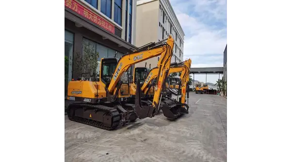 Crawler Railroad Excavator with Cribbing Bucket, Hydraulic | TOPPER