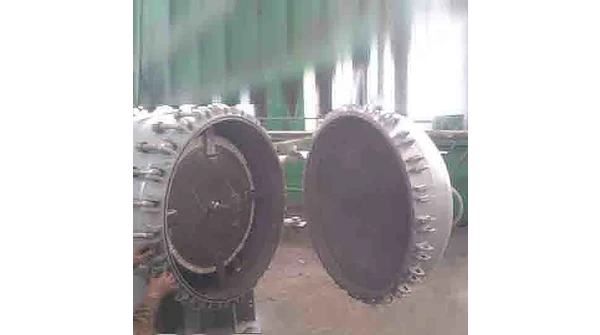 Dust Filter Vessel, ASME VIII-1 NB, ASME SA516 70, ID 950 MM | FAB