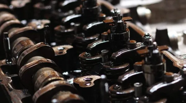 How to Clean and Prevent Diesel Generator Oil Sludge | Topper