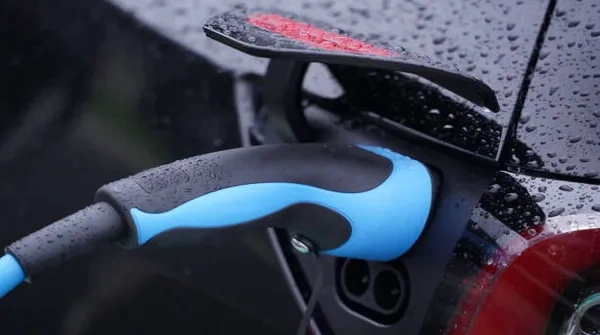 Waterproof EV Chargers: Are They Safe to Use in the Rain? | Topper