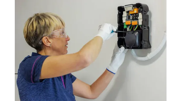 Essential EV Charger Maintenance and Troubleshooting Guide | Topper