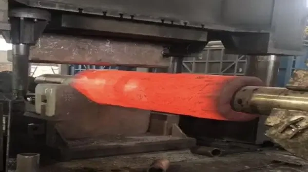 Guide to Cylinder Forging Manufacturing Process | PartsForged