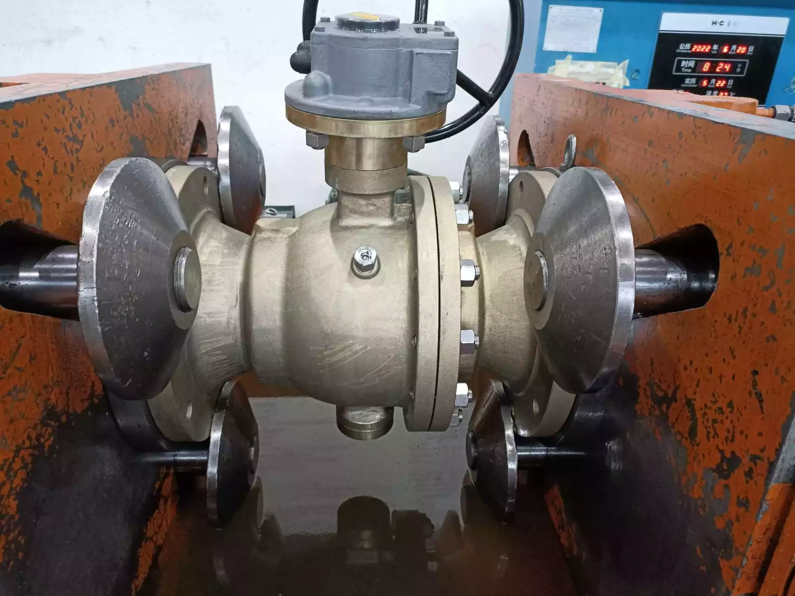 ASTM B148 C95800 Ball Valve, 2PC, 8 x 6 IN, CL150, API 6D - Dervos