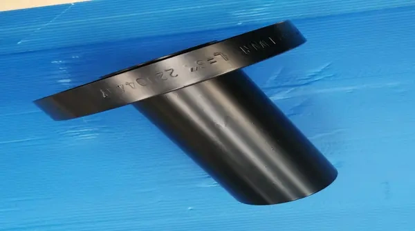 Long Weld Neck Flange, A105, 1-1/2 IN, CL1500, NACE MR0175 | Landee Flange
