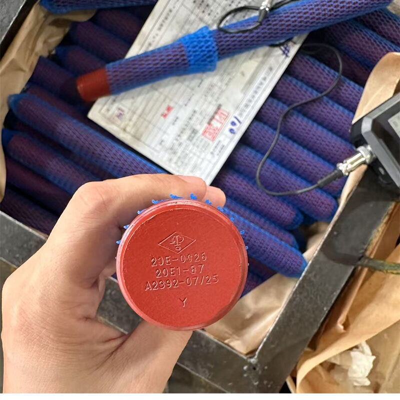 API 20E BSL-1 Stud Bolt, A193 B7, 1-1/4 IN, 8UN, Full Thread | Landee