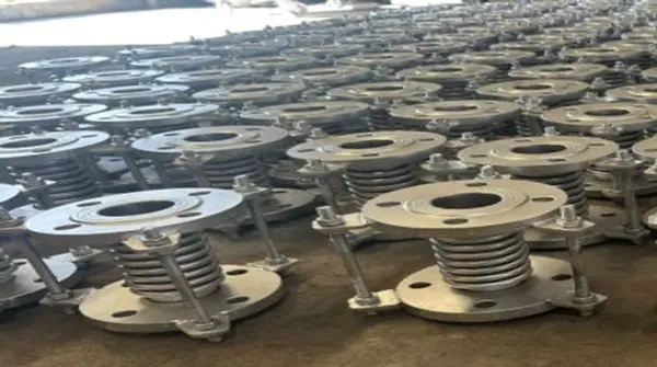 Stainless Steel Expansion Joint, ASME B16.5, 6 IN, CL150, RF | Landee