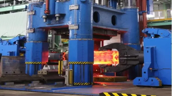 Forged Component Manufacturing: Forging Press vs. Hammer | CT Forge