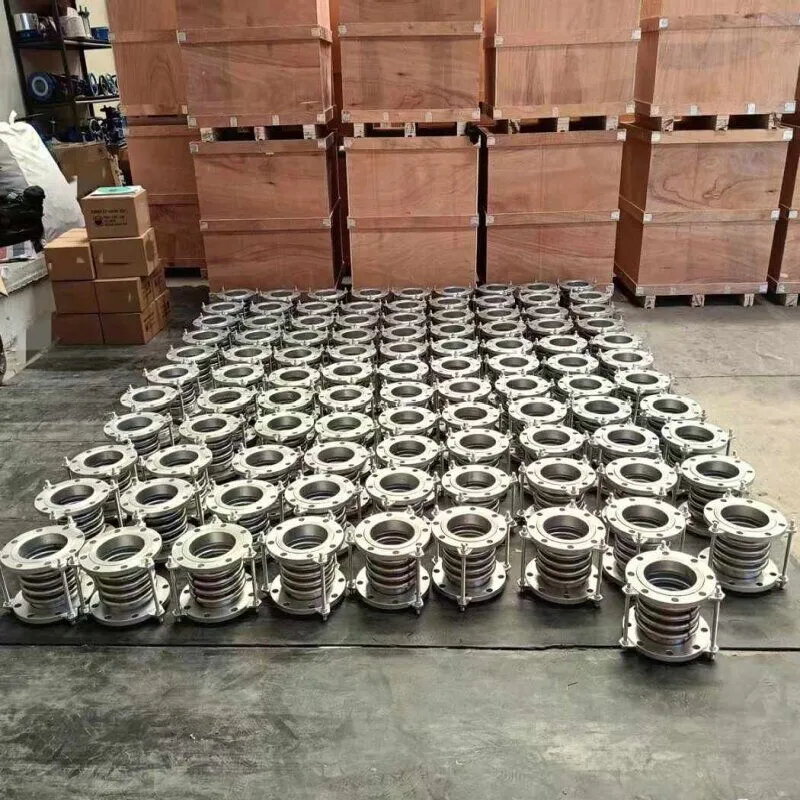 Metal Expansion Joint, SS 304 Pipe, ASTM A105 Flange, 32 IN - Landee