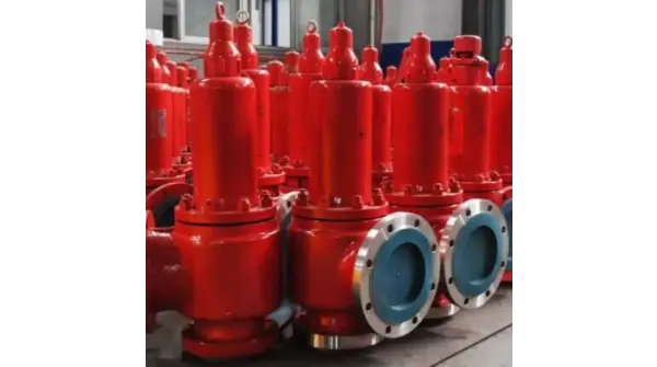 ASTM A216 WCB Angle Type Safety Valve, DN150 x DN200, 24 Bar | Landee